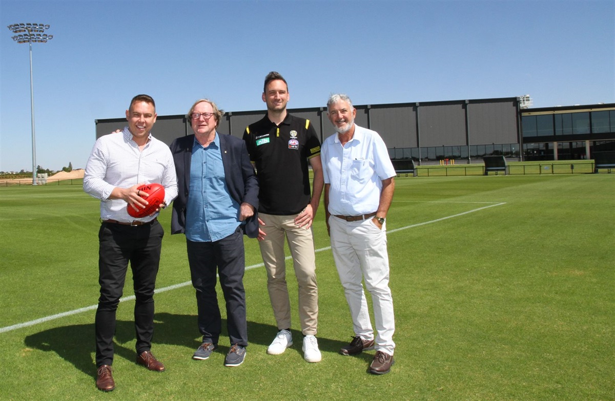 AFL Legend Kevin Sheedy tours Mildura Sporting Precinct