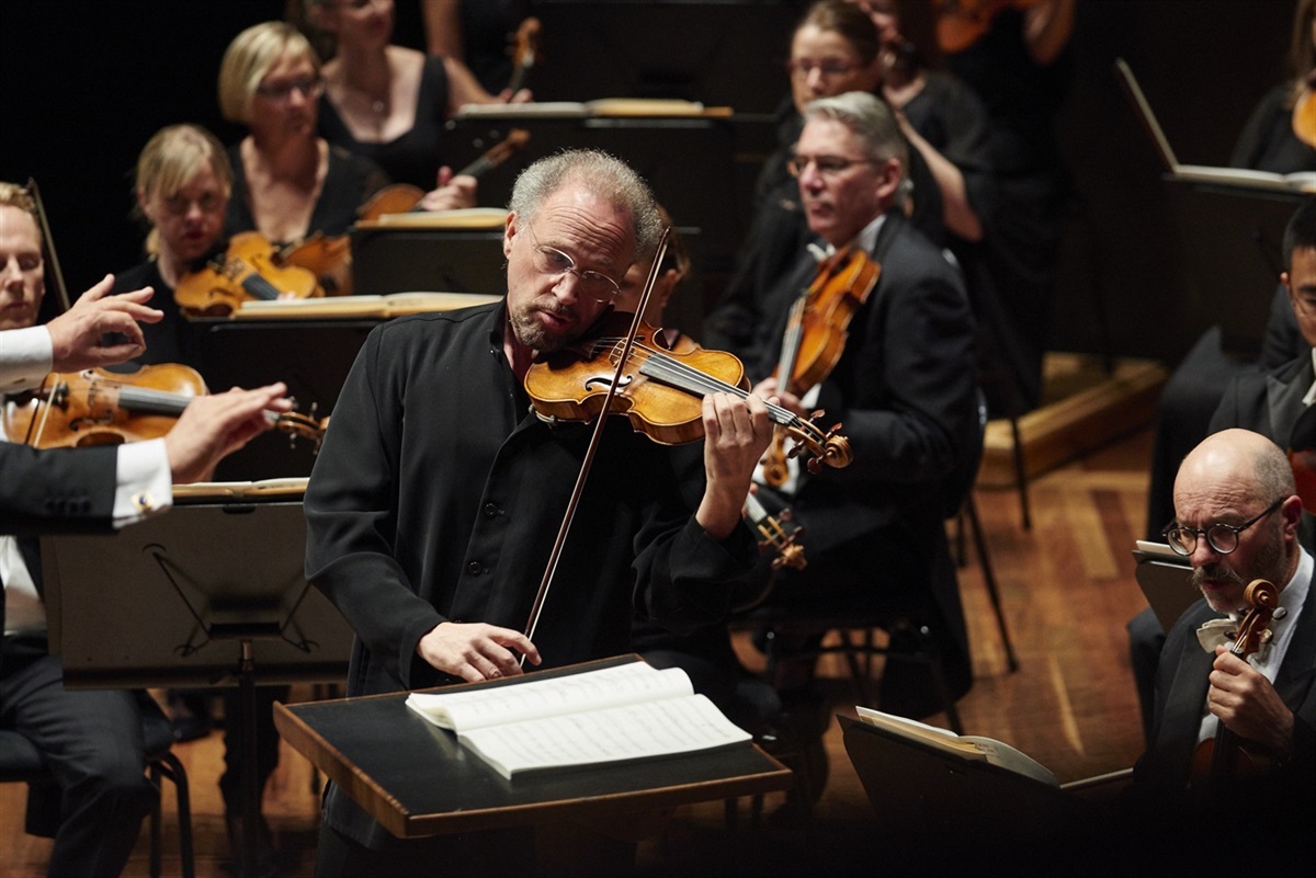 World-class, full orchestral performance at Mildura Arts Centre